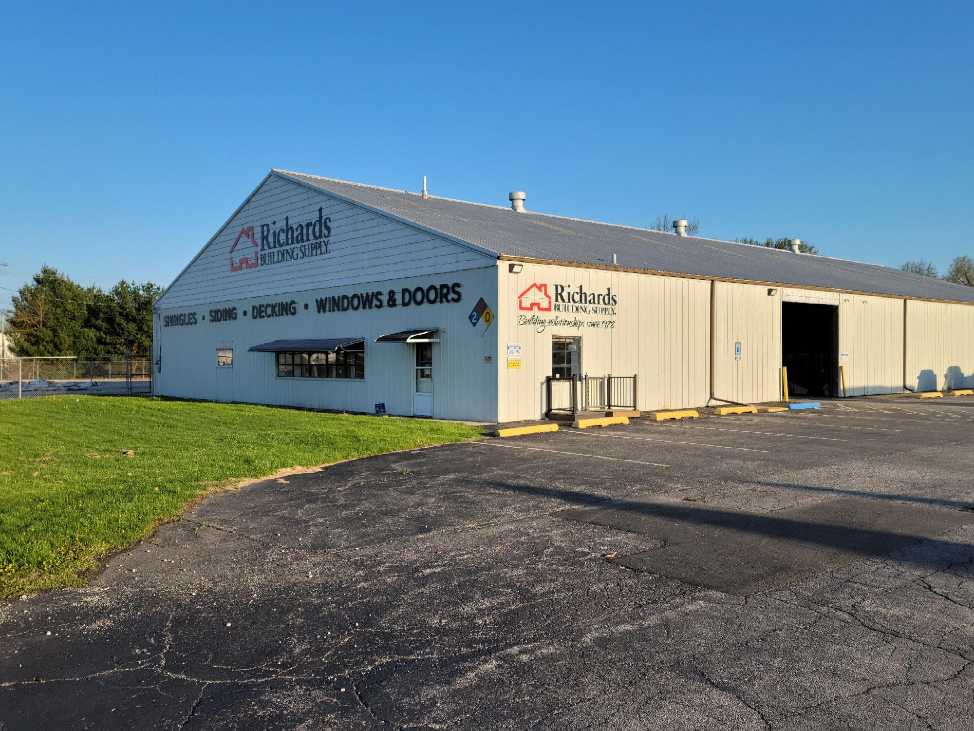 Building Supplies in Springfield IL - Richards Building Supply